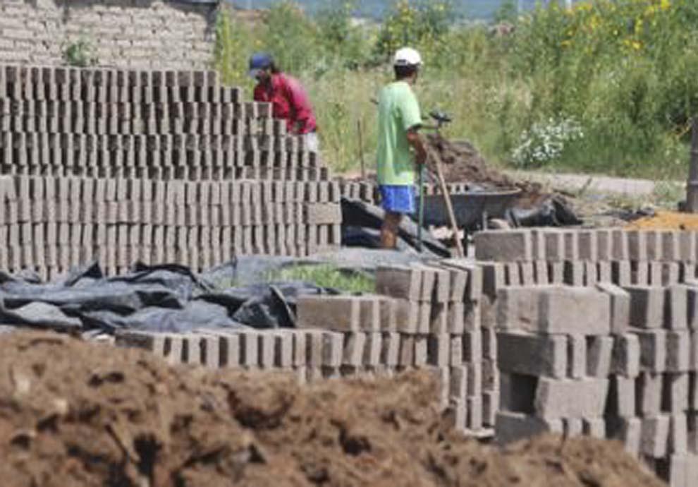 La producción de ladrillo, entre la tradición y la rentabilidad • LADO B